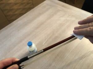 How to Clean Your Violin Bow: 5 Easy Steps with Pictures - Violin Trend